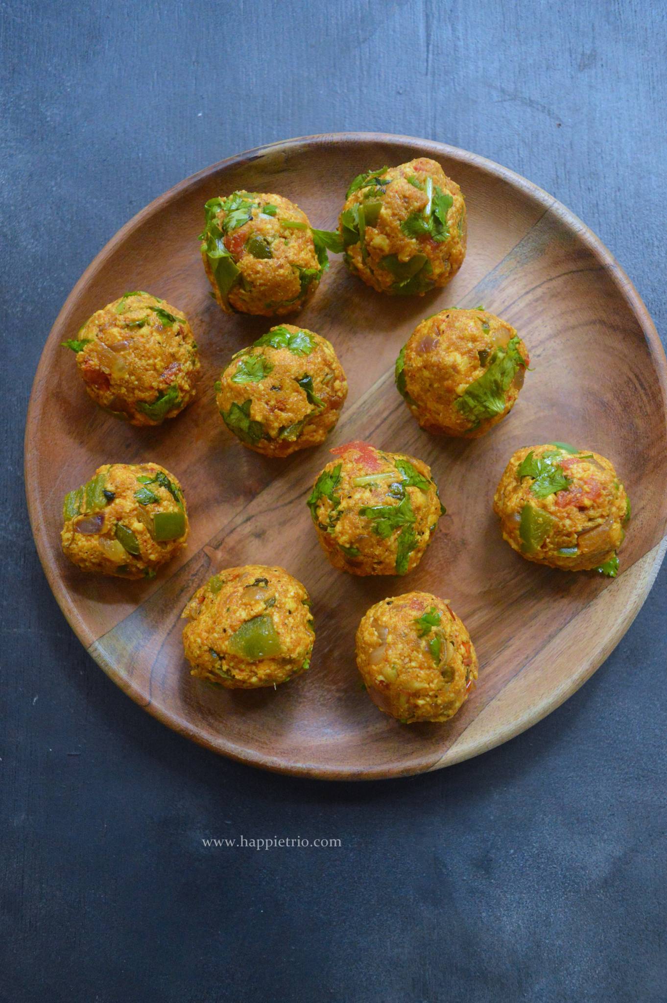 Crispy Paneer Balls | Golden Panner Balls - Cook with Sharmila