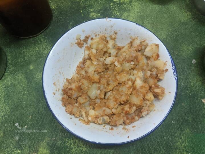 Sukha puri - Cook with Sharmila