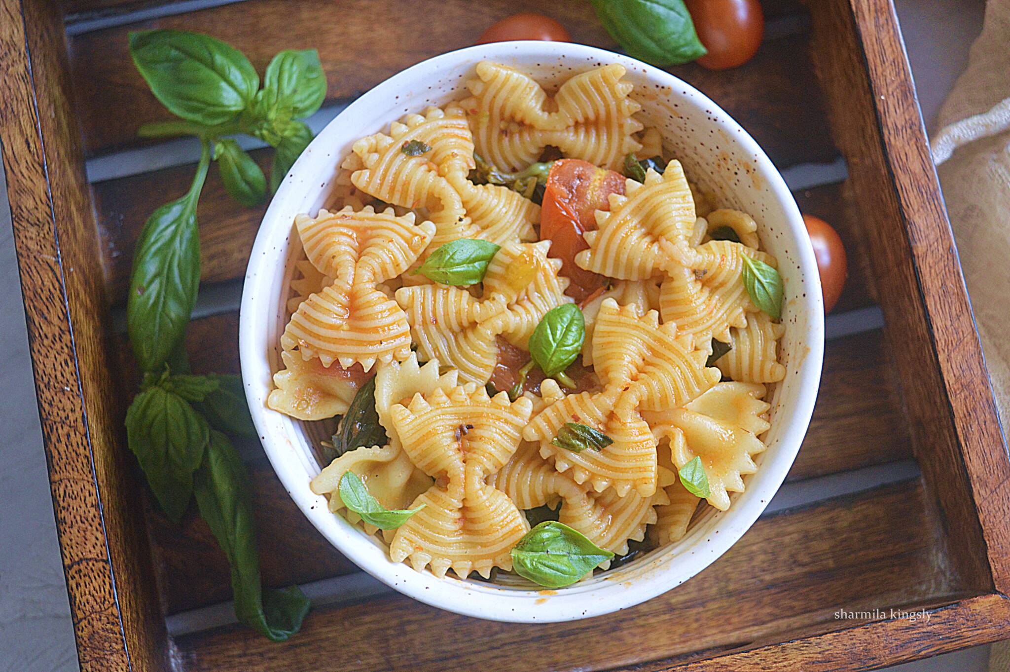 Tomato Basil Pasta - Cook with Sharmila