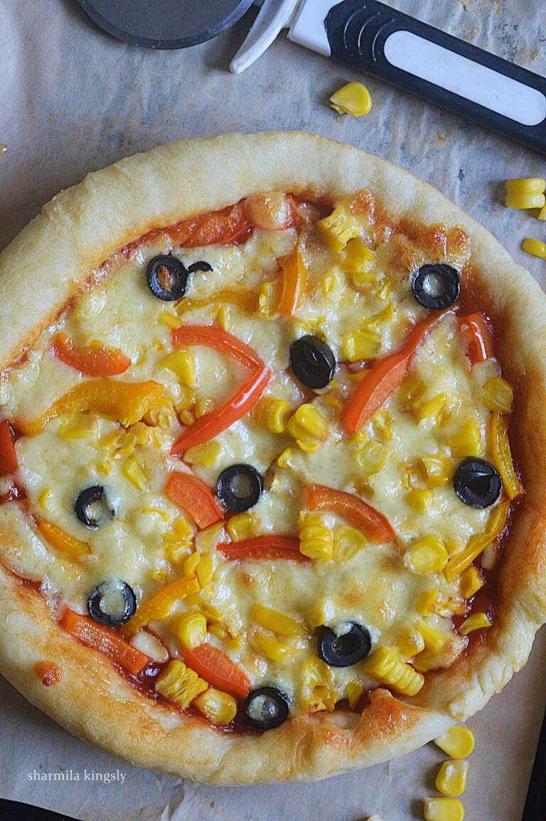 Sweetcorn Pizza - Cook with Sharmila